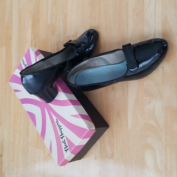 Dunn & McCaethy, INC., NY | Shoes | Vintage 969 Black Shiny Heels Heel ...